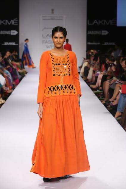 Shop Purvi Doshi's Navratri Collection at Her Online Retail Store ...